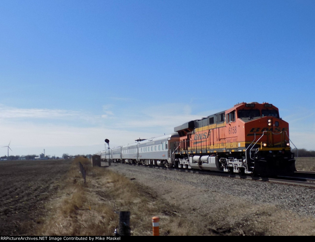 BNSF 6158